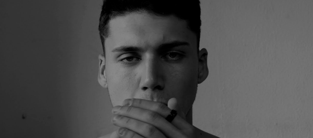 SWIT EME ANUNCIA: PELÍCULA, DISCO Y TEMA – Urban Roosters News